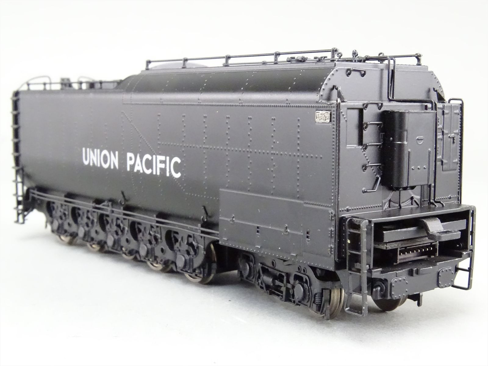 HO Diecast Model - BLI 4387 UP Union Pacific Big Boy 4-8-8-4 Oil Burner ...