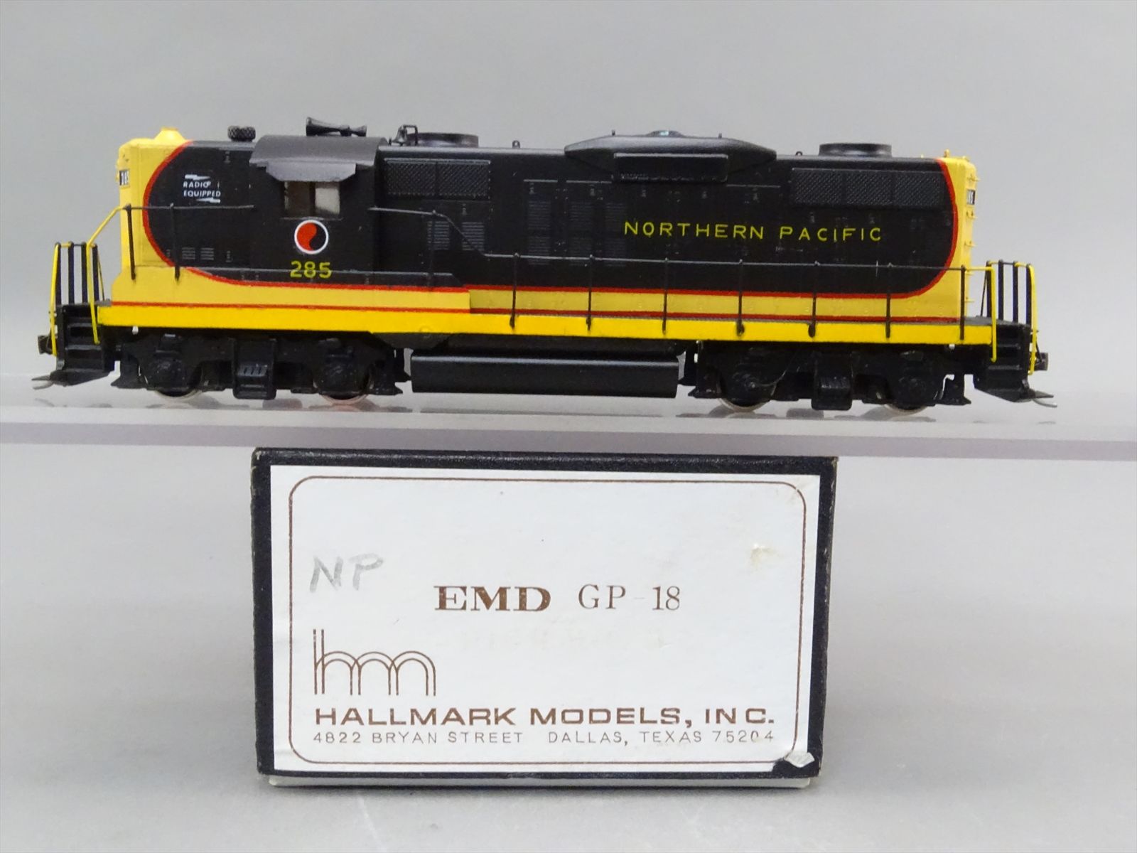 HO Brass Model - Hallmark NP Northern Pacific EMD GP18 #285 - Custom ...