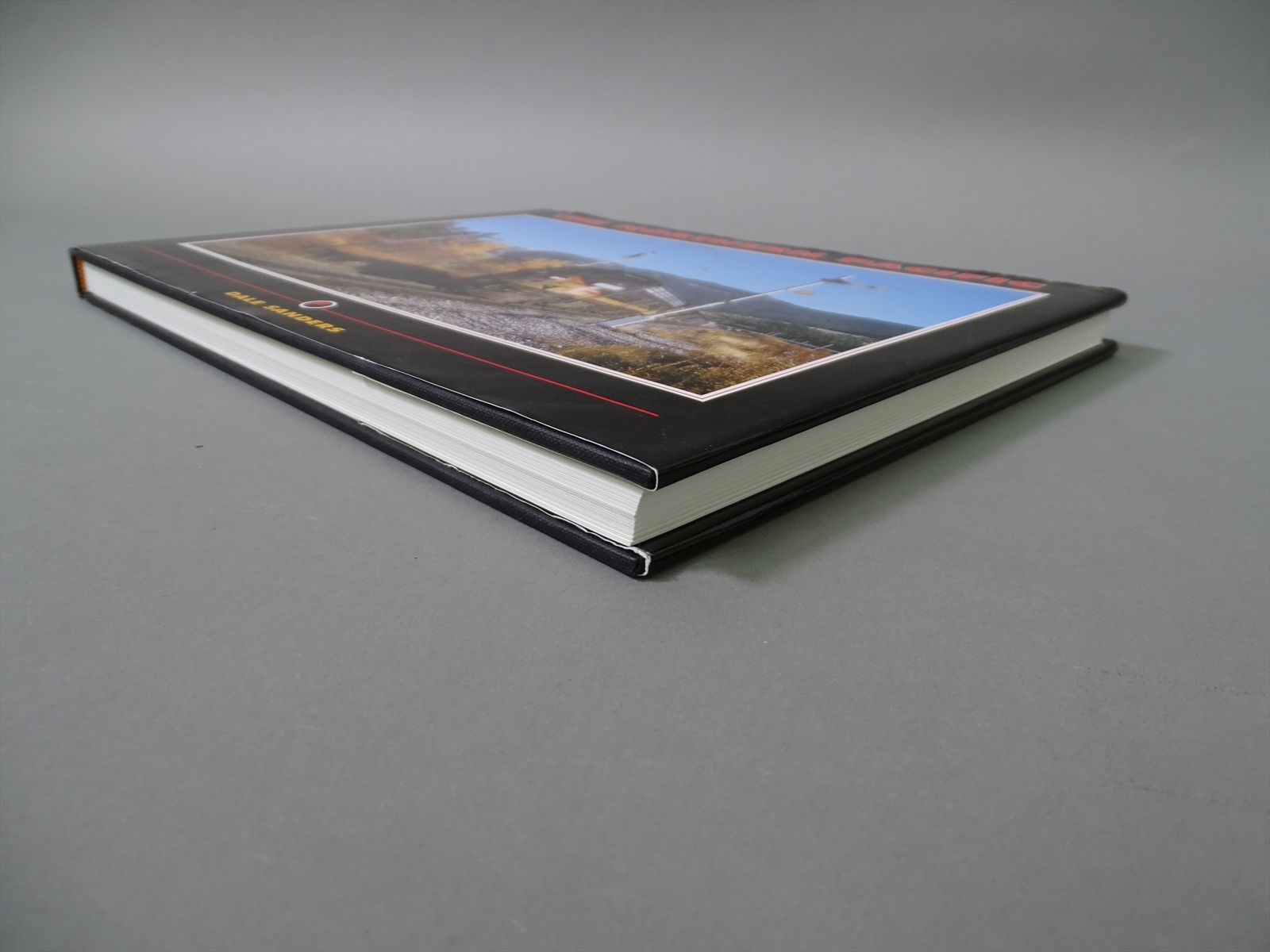 Railroad Book - The Northern Pacific - Dale Sanders - 176 Pages