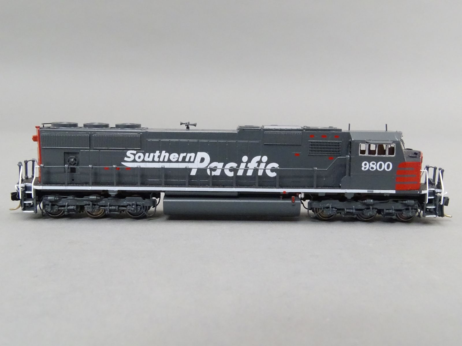 N Brass Model - OMI 2844.1 SP Southern Pacific SD70M #9800 - F/P - 2001 Run - Ajin