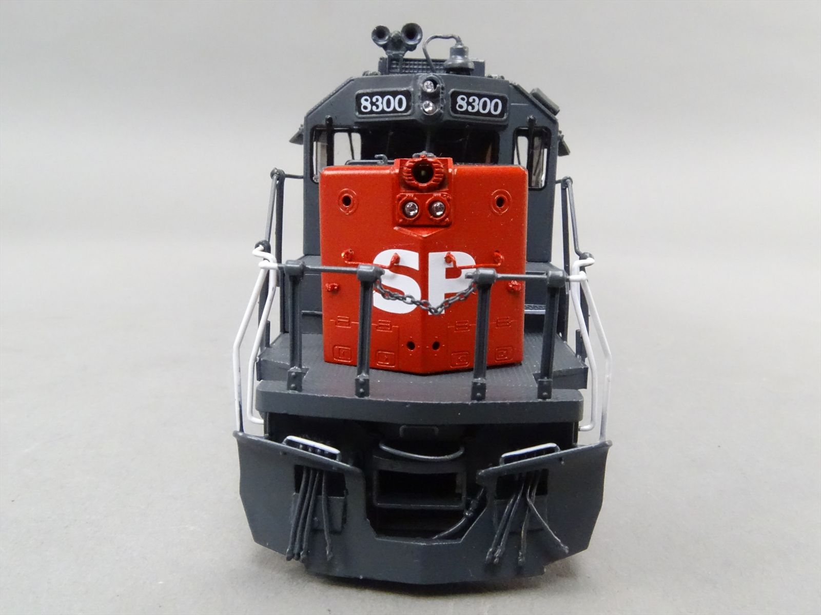 HO Brass Model - OMI 6273.1 SP Southern Pacific SD40T-2 #8300 - F/P - 1994 Run - Ajin