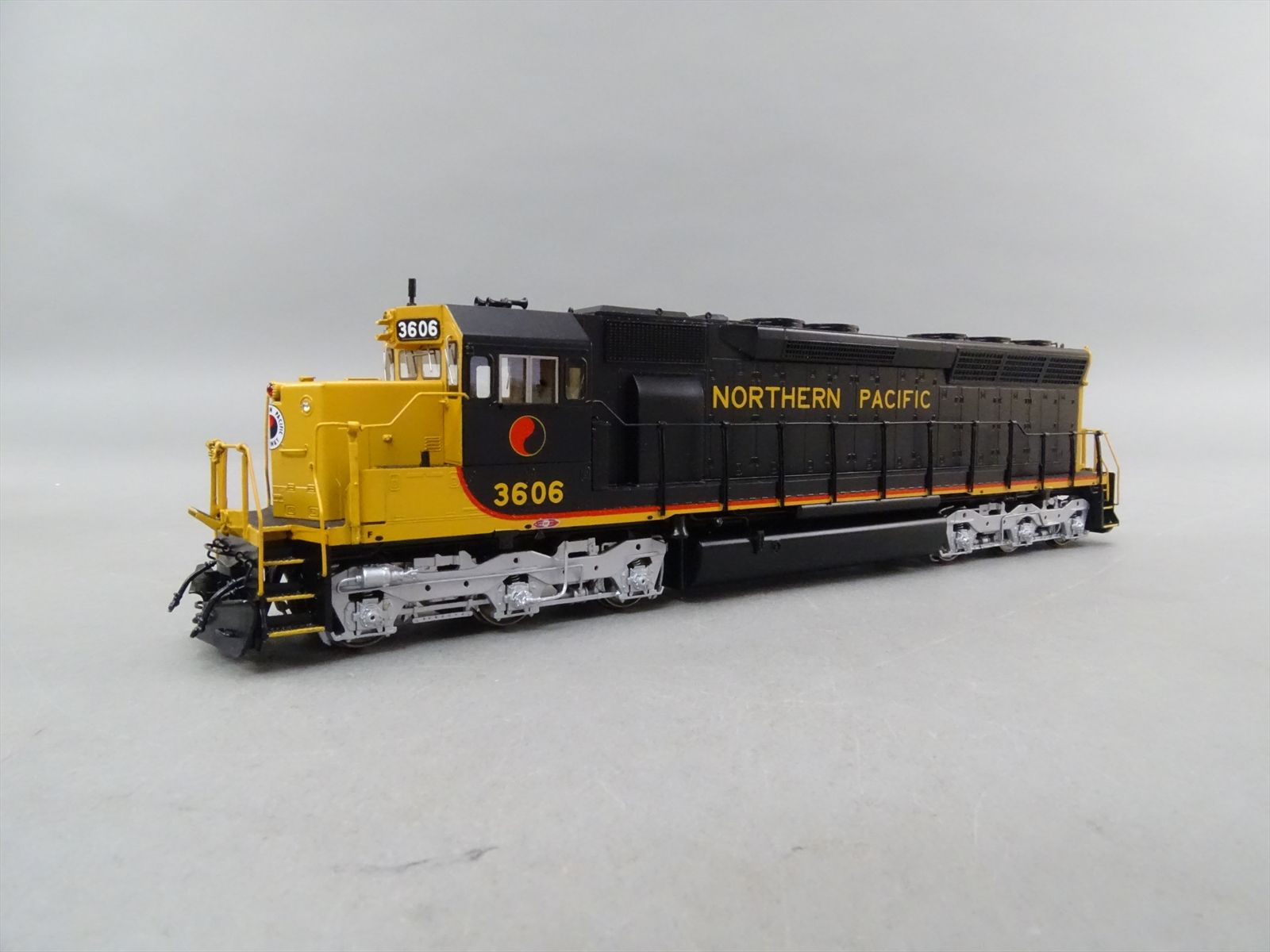 HO Brass Model Train - OMI 6370.1 Overland NP Northern Pacific EMD SD45 ...