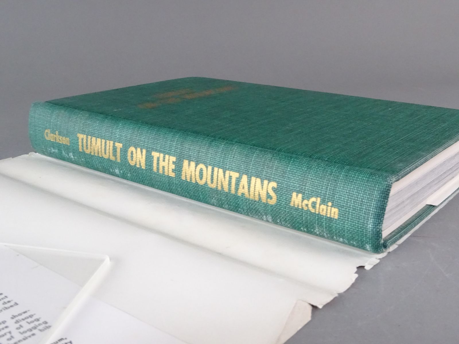 Railroad Book - Tumult On The Mountains - Roy B. Clarkson - 410 pages