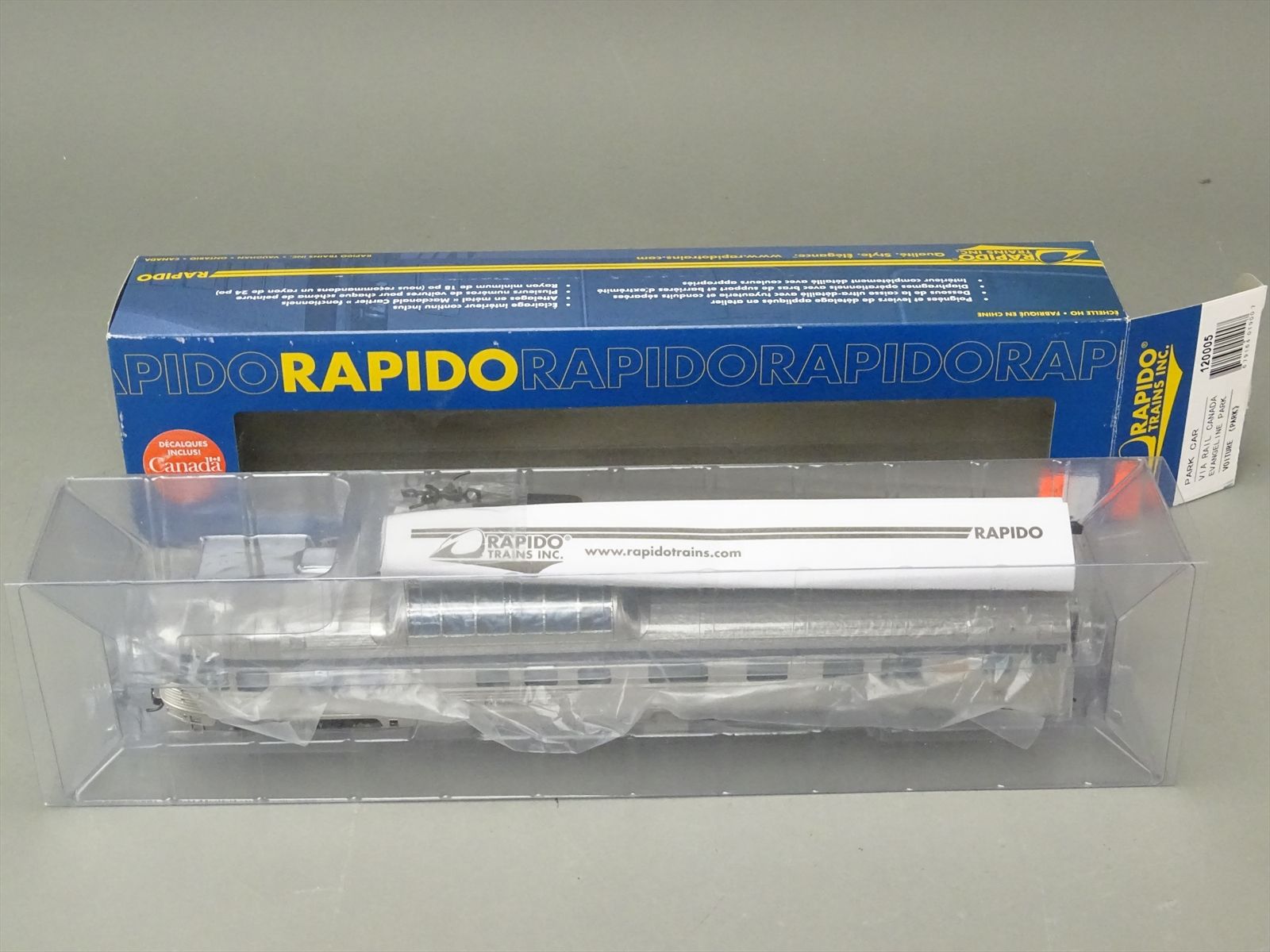 HO Plastic Model Cars - Rapido 120005 VIA Rail Canada Park Car Voiture ...