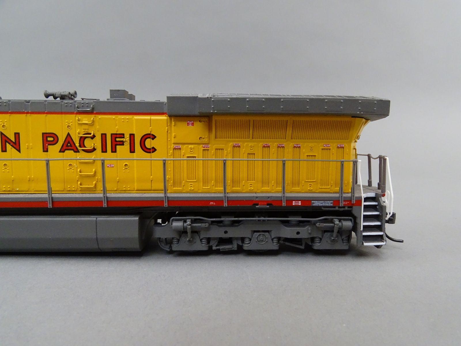 HO Plastic Model - BLI 686 UP Union Pacific GE AC6000CW #7554 - F/P ...