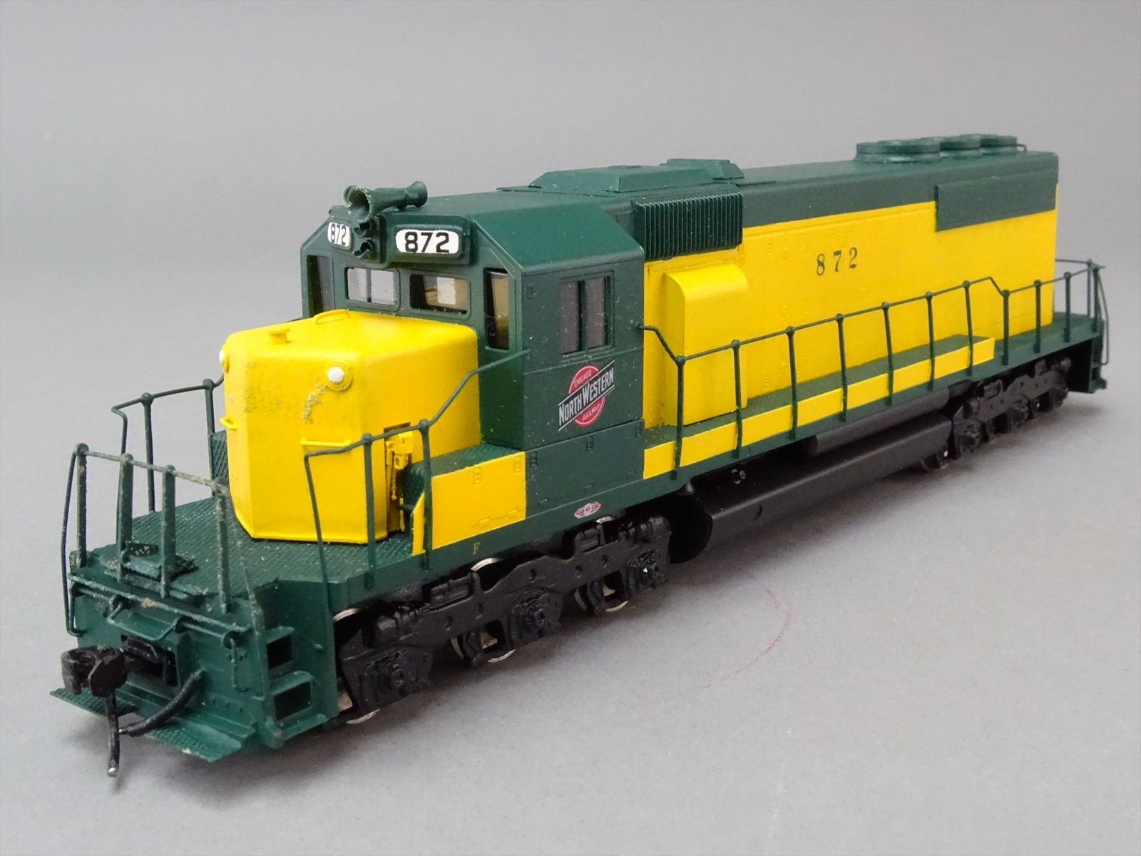 HO Brass Model - ALCO D-142 C&NW Chicago & Northwestern SD40 #872 - Custom - 1969 Run - Kumata