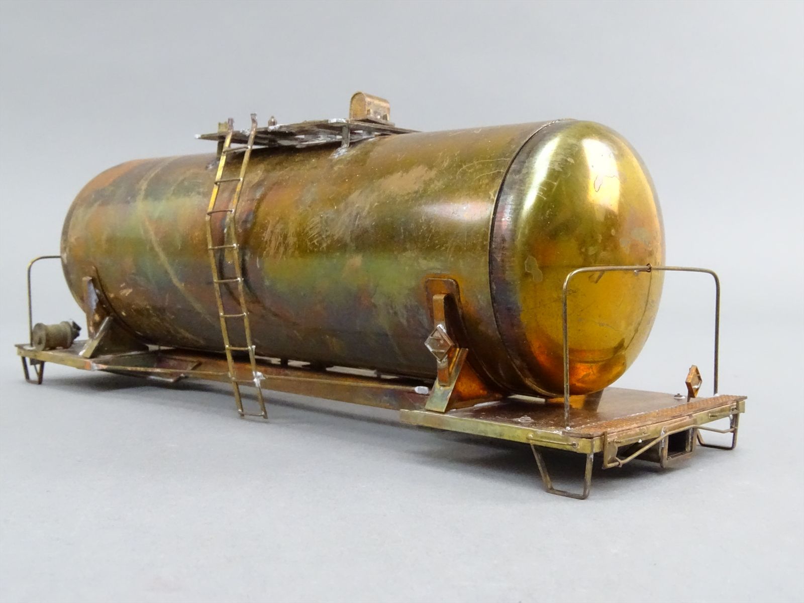 O Brass Model - USH U.S. Hobbies Tiny Tank Car - Unpainted - KTM ...