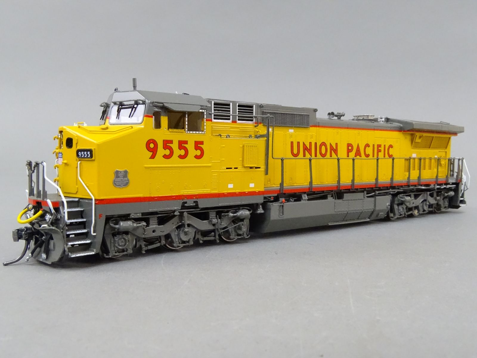 HO Brass Model - OMI 6533.1 UP Union Pacific C41-8W Set 2 Powered Units + Fuel Tender #9554 ...