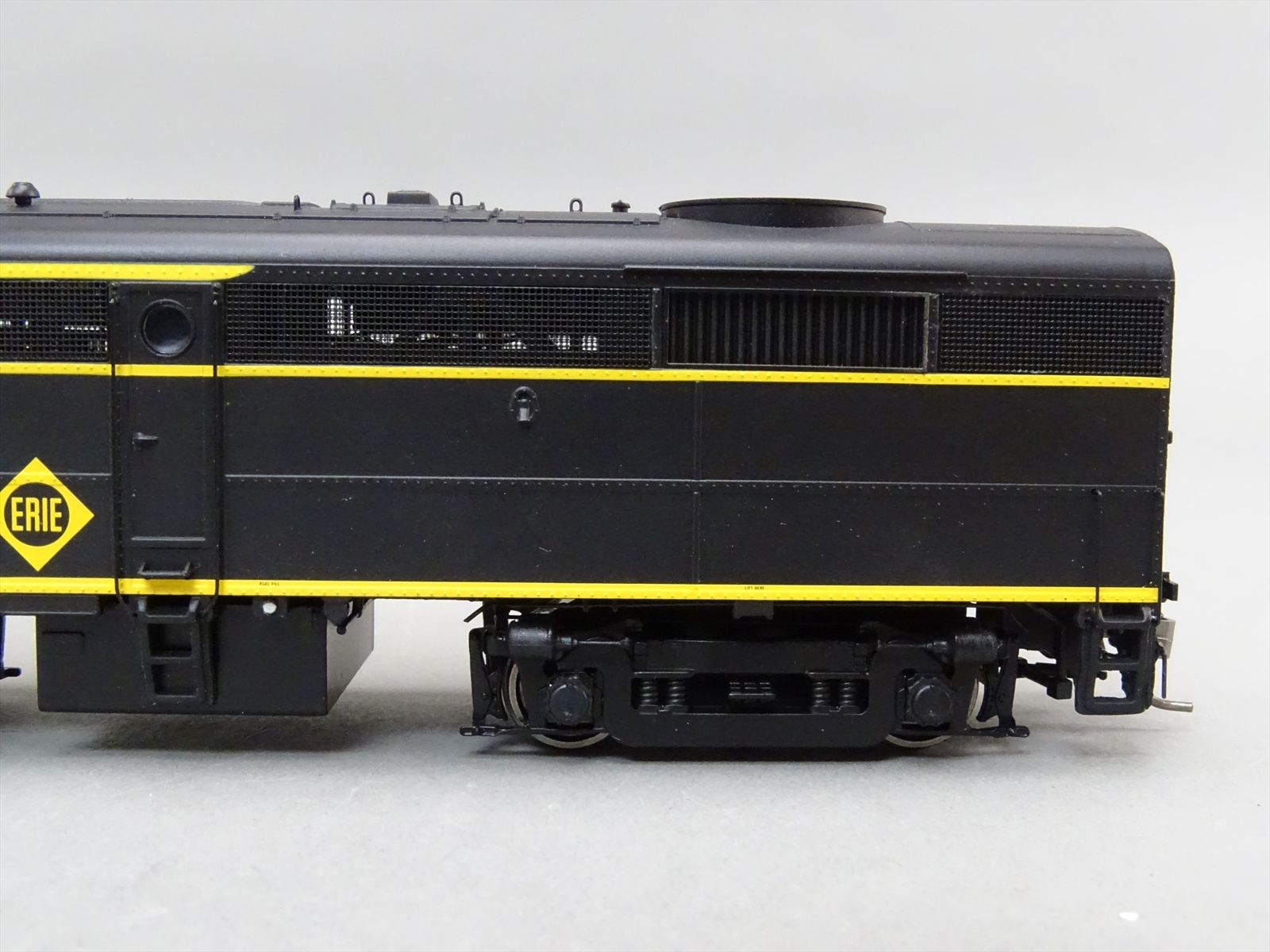HO Plastic Model - Rapido 21531 ERIE ALCO FA-2 Unnumbered - F/P + DCC