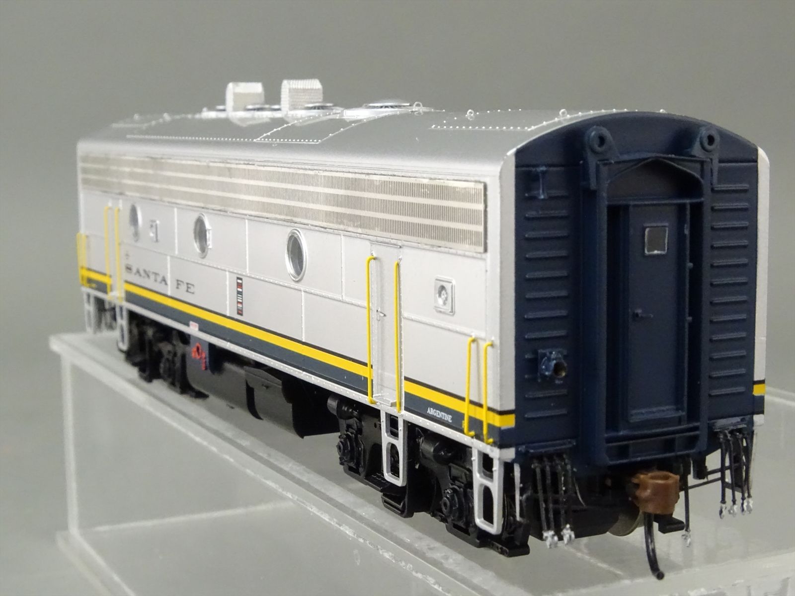 HO Plastic Model - Athearn Genesis AthG22852B AT&SF Santa Fe F7 F7B ...