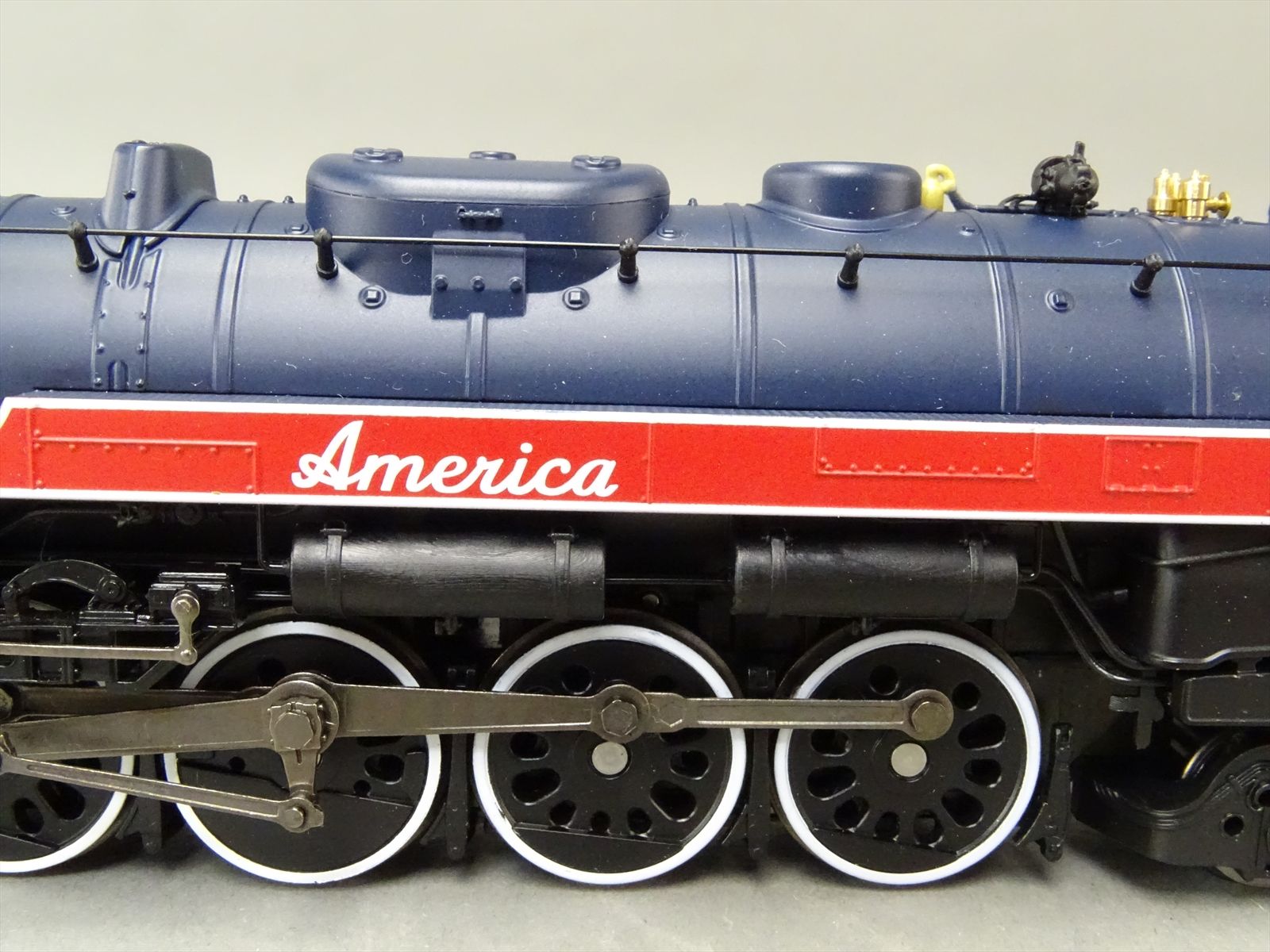 HO Diecast Model - BLI 4463 RDG Reading Chessie System T-1 4-8-4 AFT ...