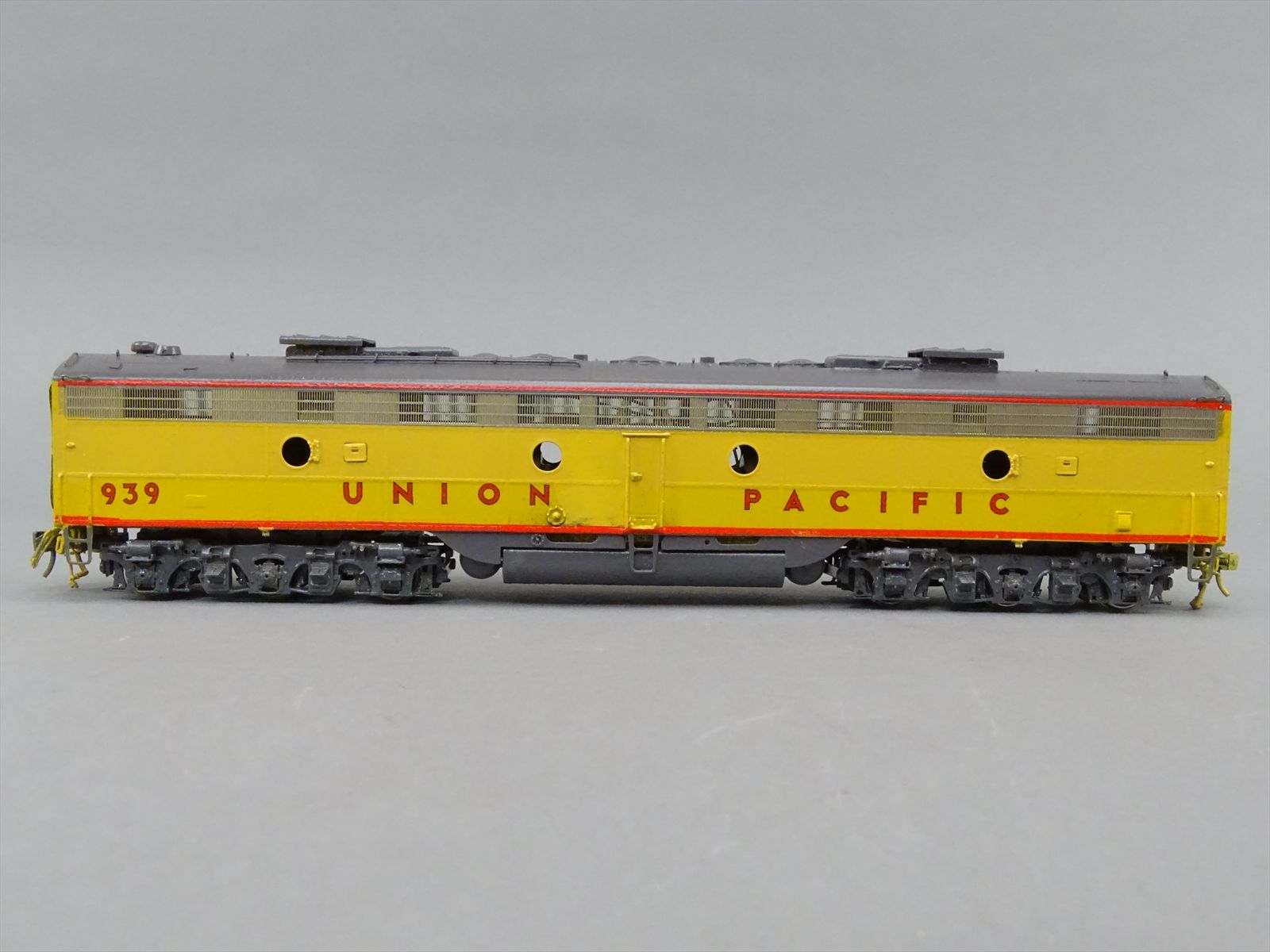 HO Brass Model - OMI 6046 UP Union Pacific E9 E9B #939 - Poor Custom ...