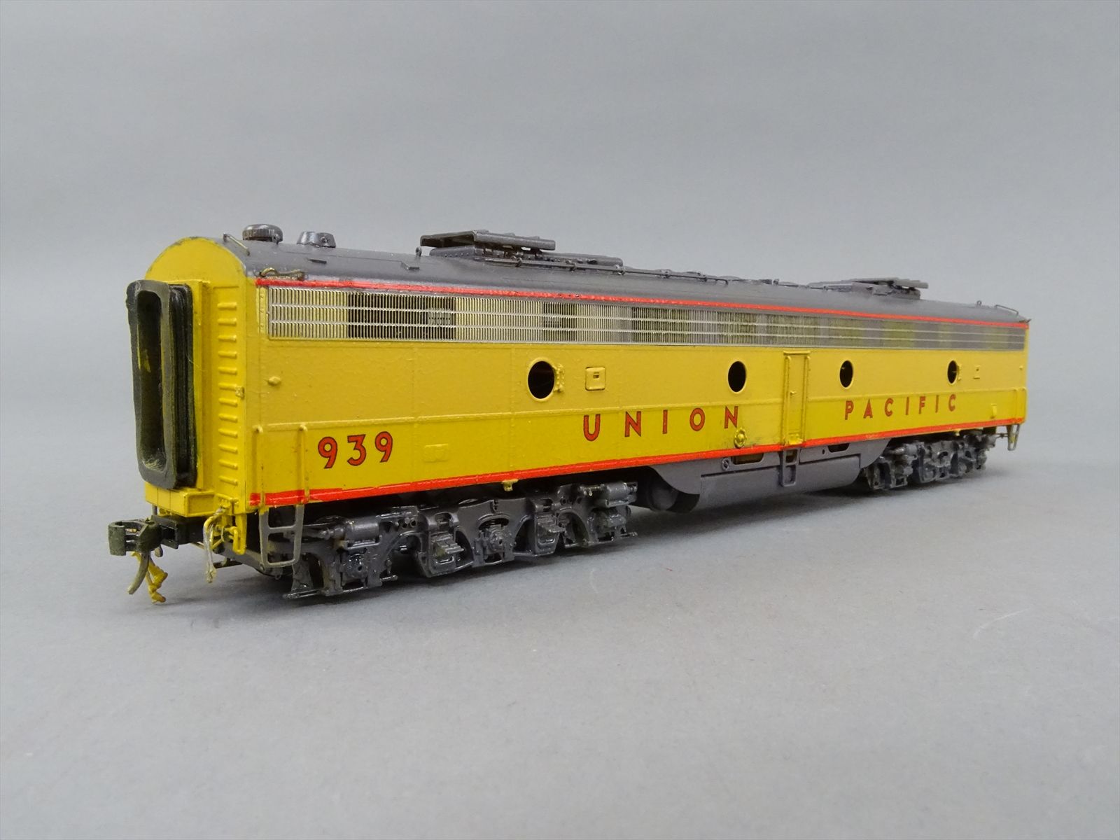 HO Brass Model - OMI 6046 UP Union Pacific E9 E9B #939 - Poor Custom ...