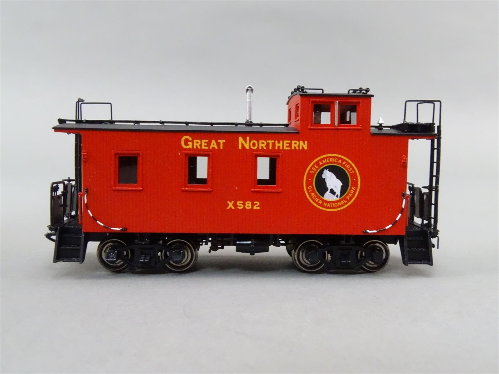 HO Brass Model - CIL 2233.1 GN Great Northern 25' Wood Caboose Later ...