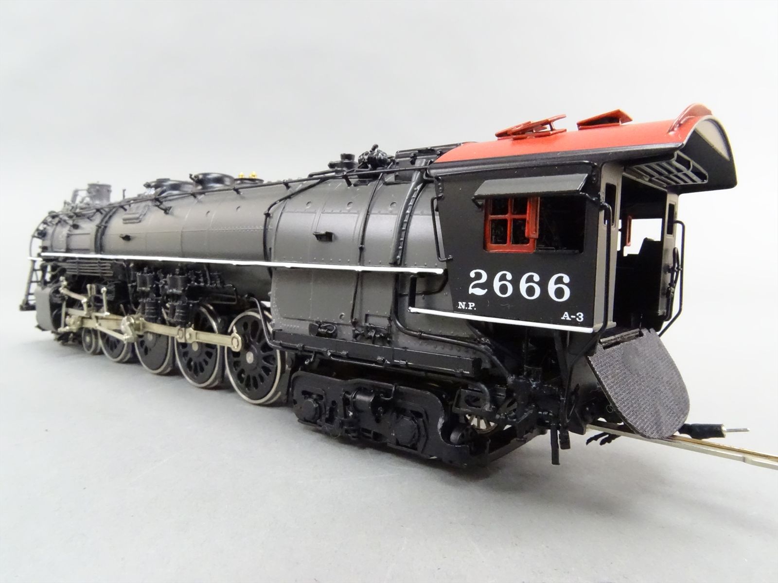 HO Brass Model - W&R NP Northern Pacific A-3 4-8-4 #2666 Passenger Gray ...