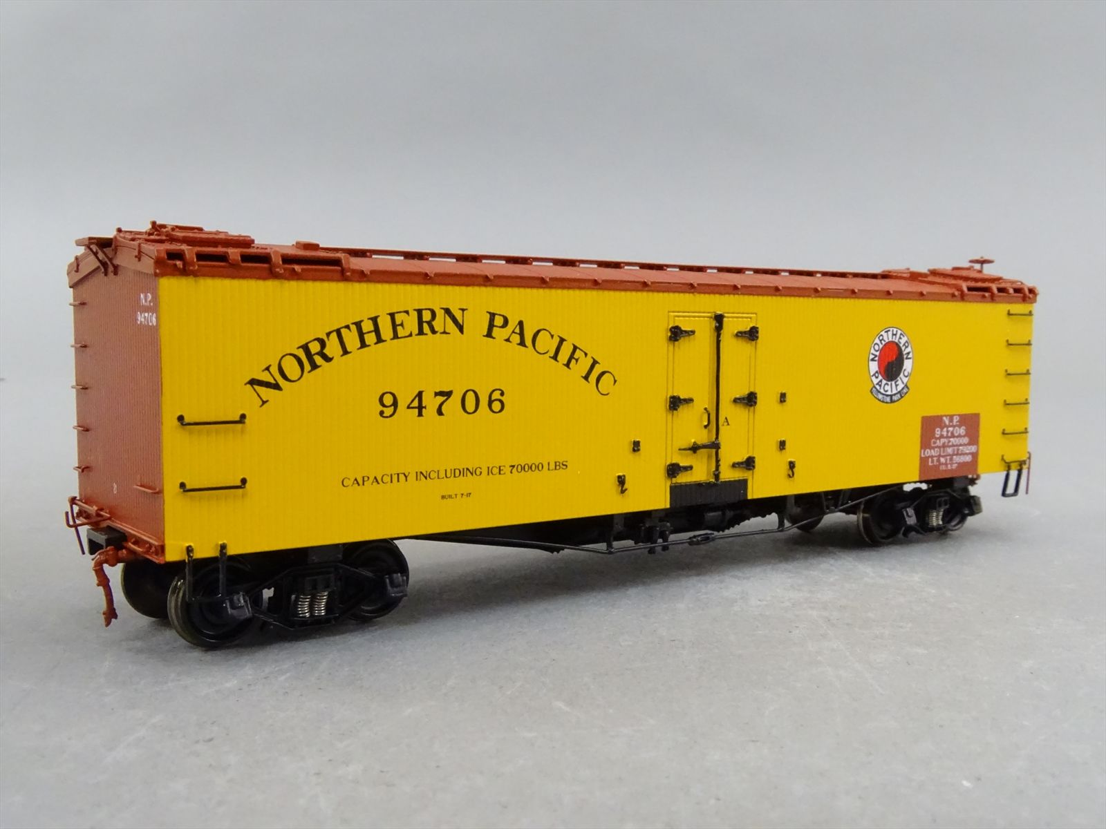 HO Brass Model - W&R NP Northern Pacific Reefer Version 1 Yellow #94706 ...