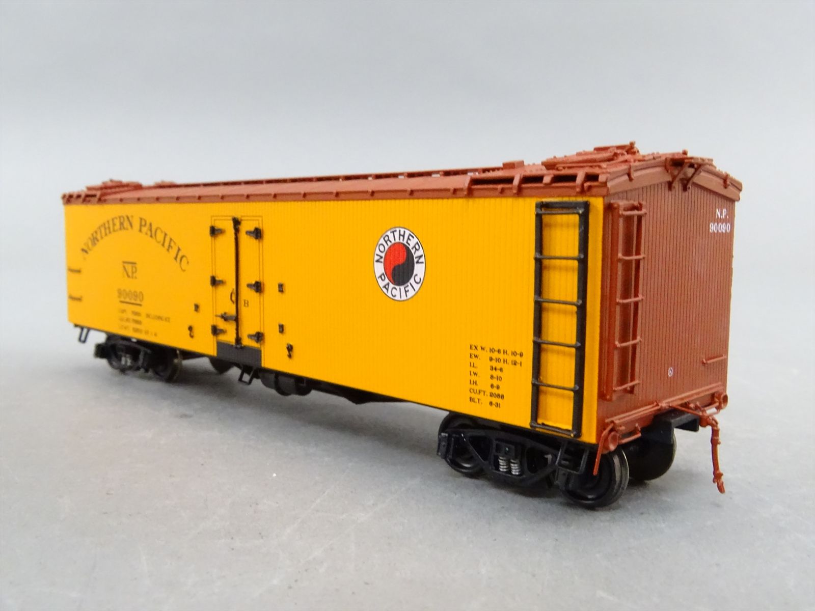 HO Brass Model - W&R NP Northern Pacific Wood Reefer Version 4 Orange ...