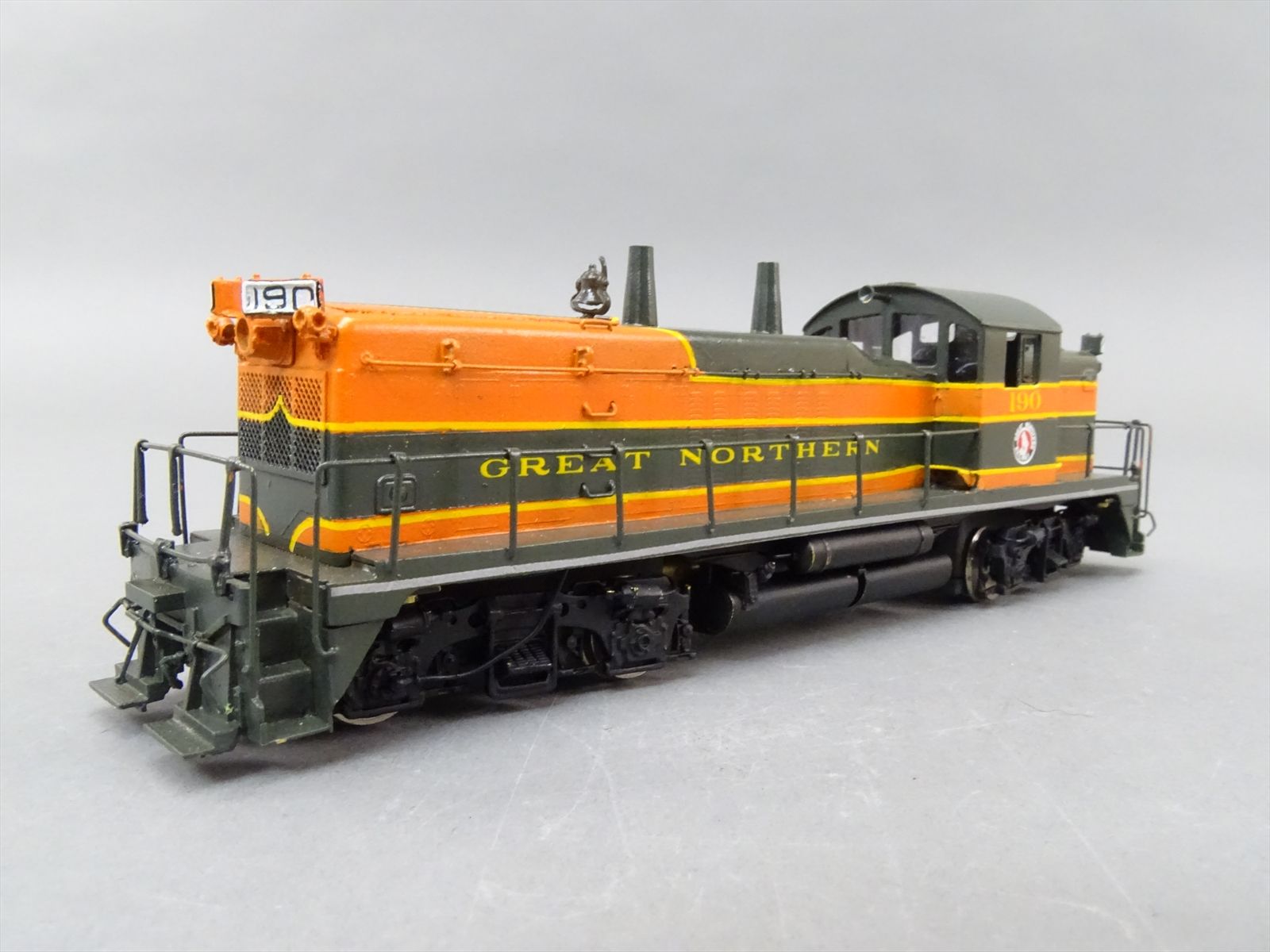 HO Brass Model - OMI 1804 GN Great Northern EMD NW-5 #190 - Poor Custom ...