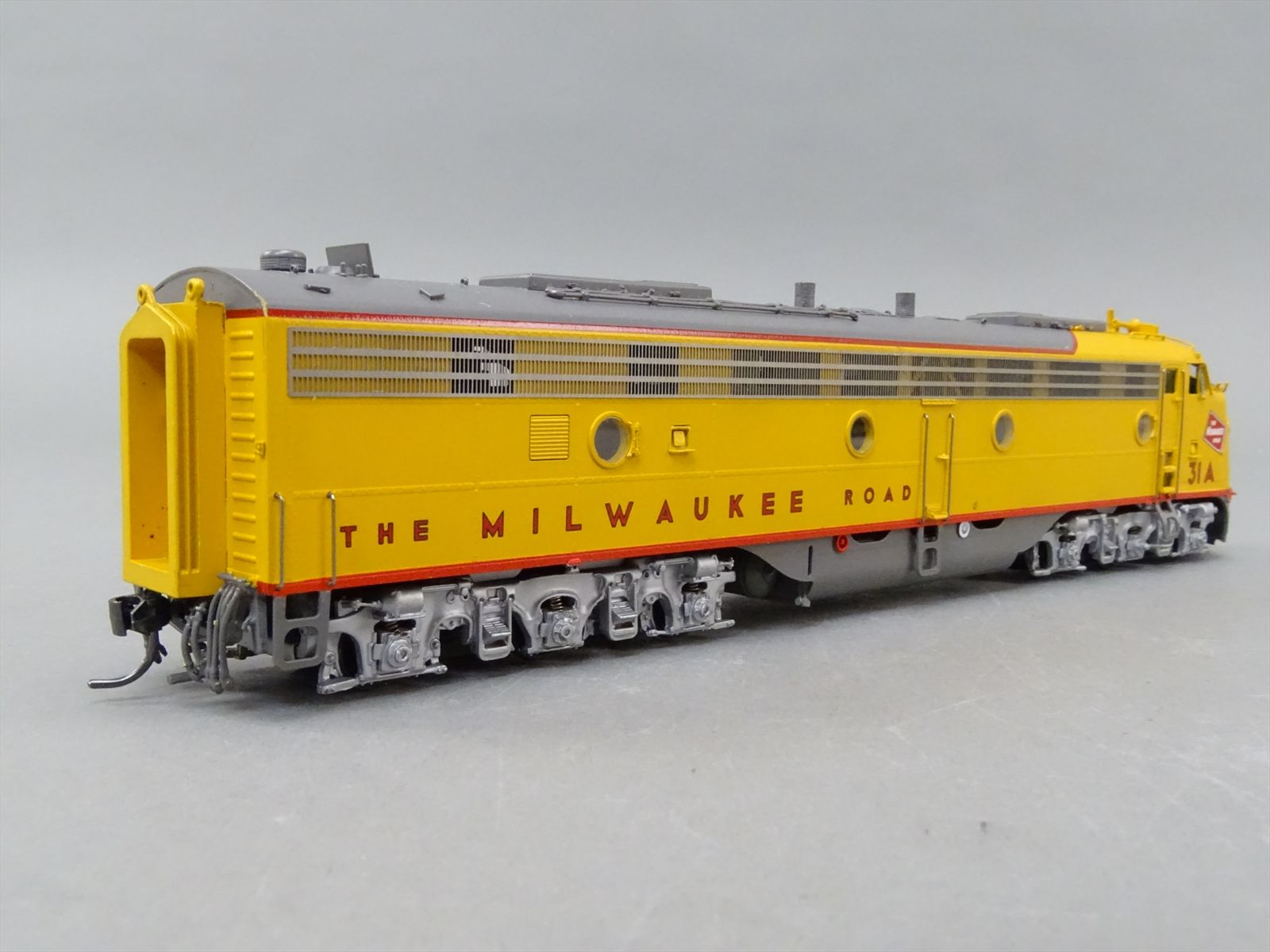 HO Brass Model - CIL 2446.1 Milwaukee E9 E9A SINGLE UNIT ONLY #31A UP Colors - F/P - Samhongsa ...