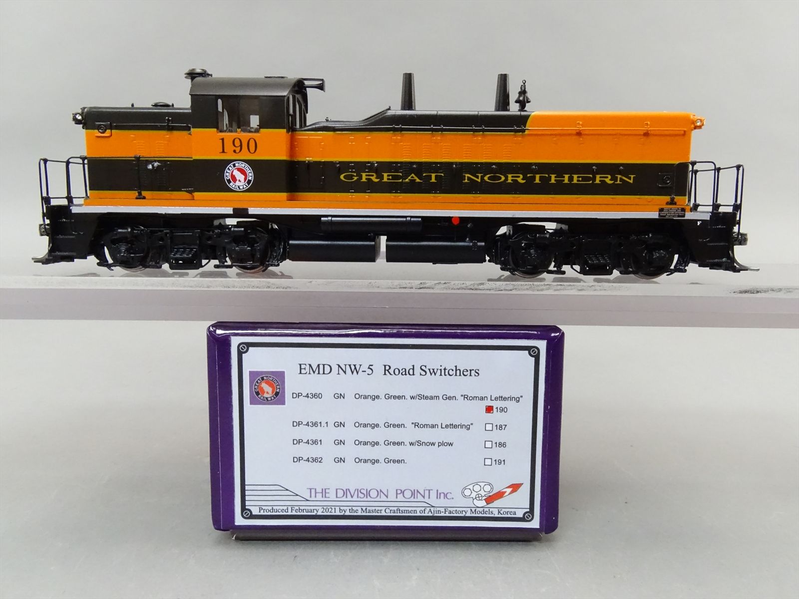 HO Brass Model - DP 4360 GN Great Northern EMD NW-5 Road Switcher #190 ...