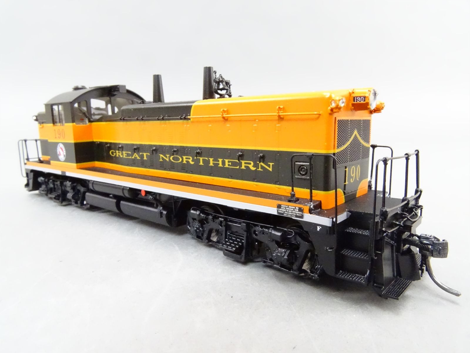 HO Brass Model - DP 4360 GN Great Northern EMD NW-5 Road Switcher #190 ...