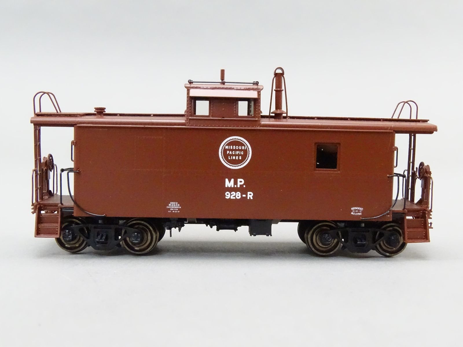 HO Brass Model Train - OMI 4271.2 MP Missouri Pacific Steel Caboose ...