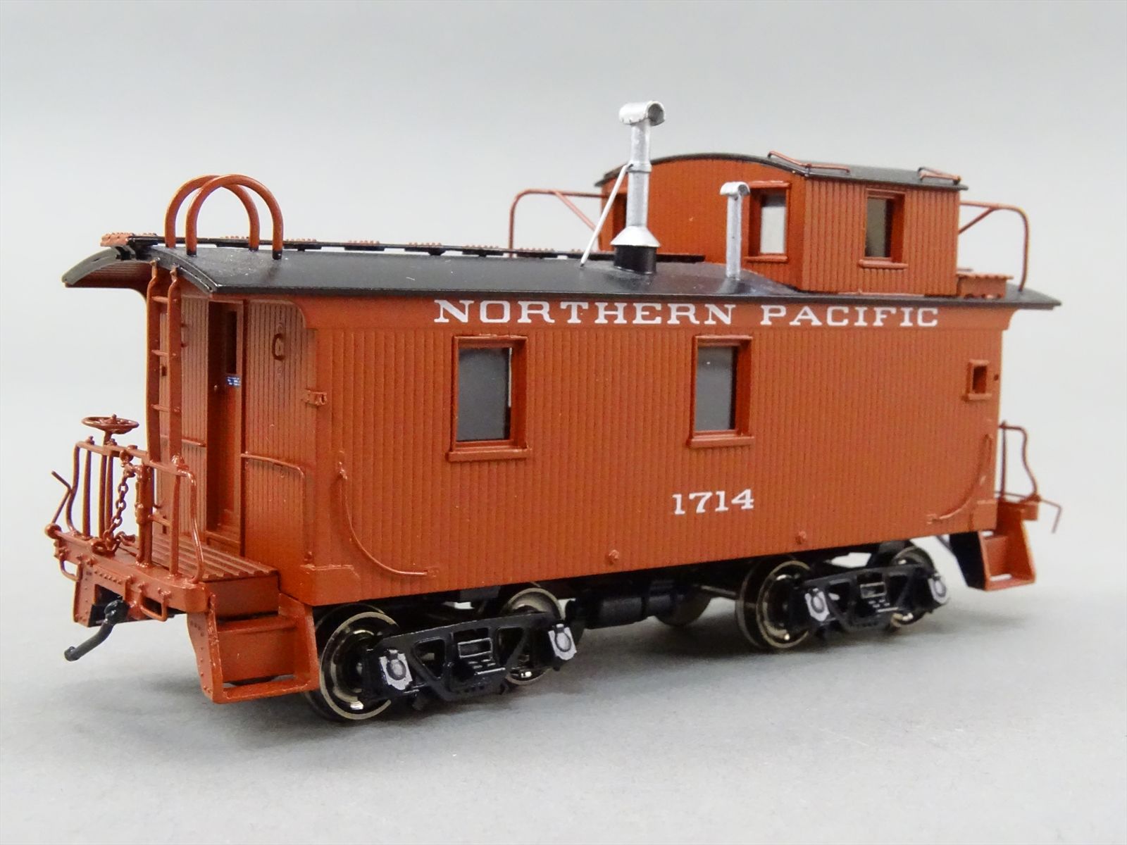 HO Brass Model - W&R NP Northern Pacfic 24' Wood Caboose #1714 Version ...
