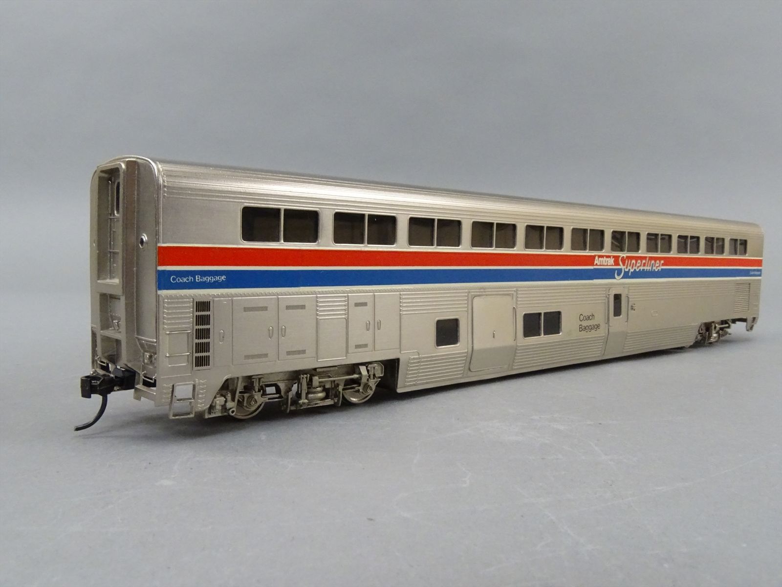 HO Brass Model - PFM Amtrak Superliner Coach Baggage Car - F/P - 1986 ...