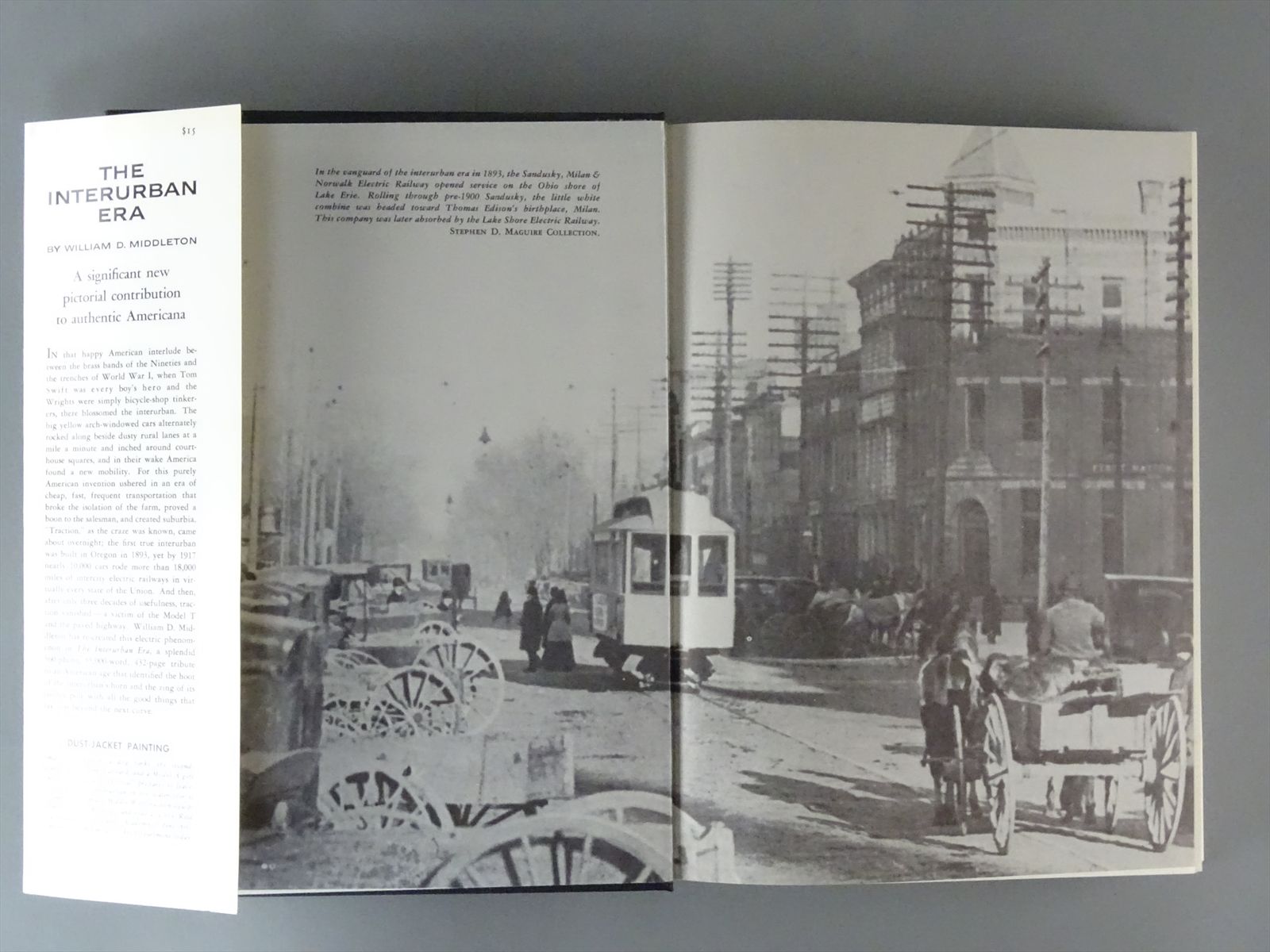 Railroad Book - The Interurban Era - William Middleton - 432 pages