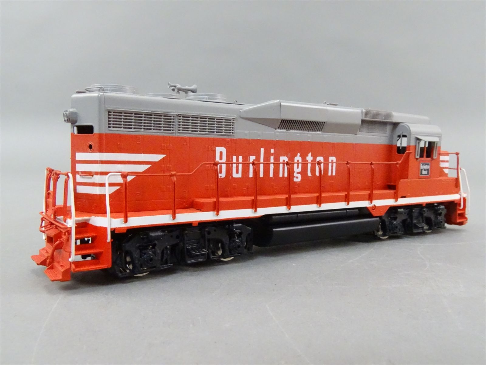 HO Brass Model - Oriental P785 CB&Q Burlington GP-30 Low Hood Phase I ...