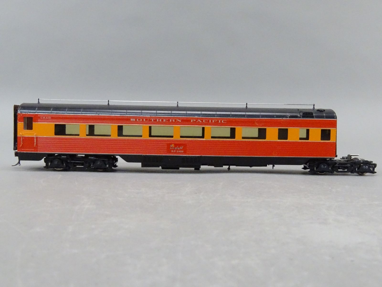 HO Brass Model - TCY 1146 SP Southern Pacific Articulated 50 Seat Chair ...