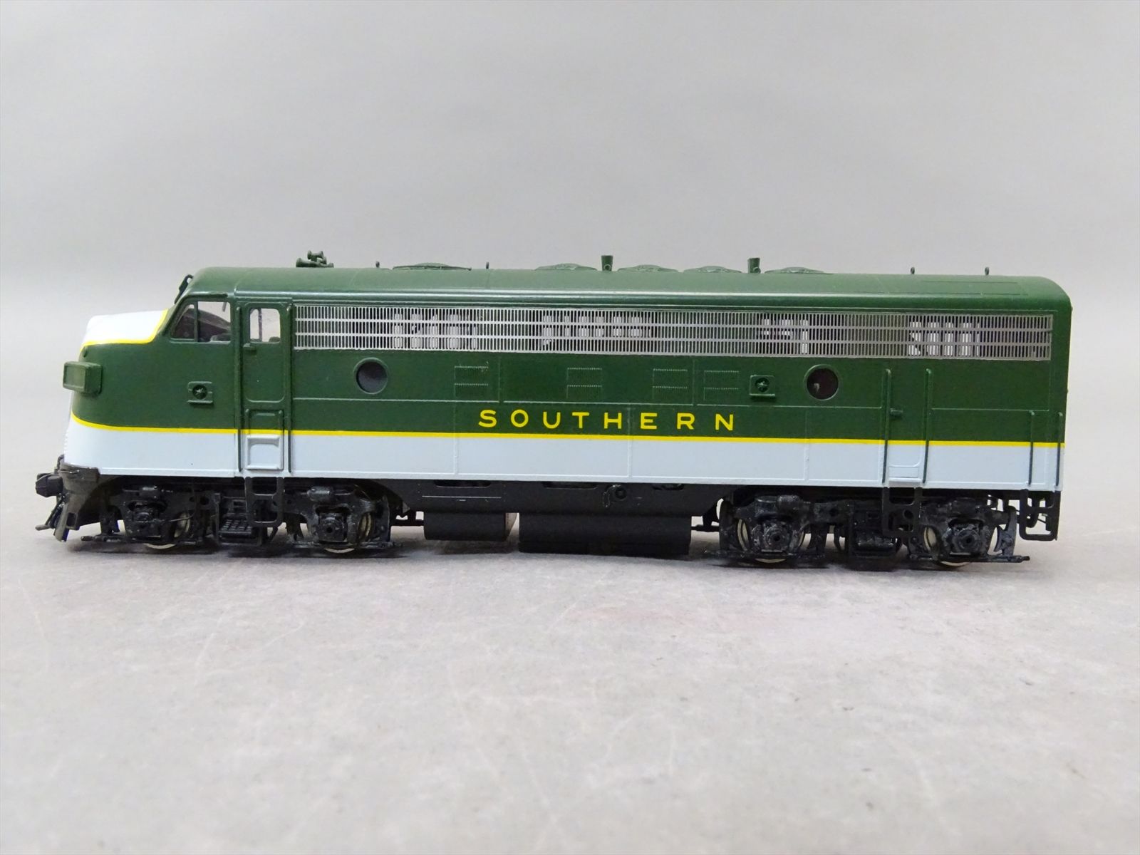HO Brass Model - Oriental SOU Southern F7 F7A Phase II Diesel - F/P - Samhongsa