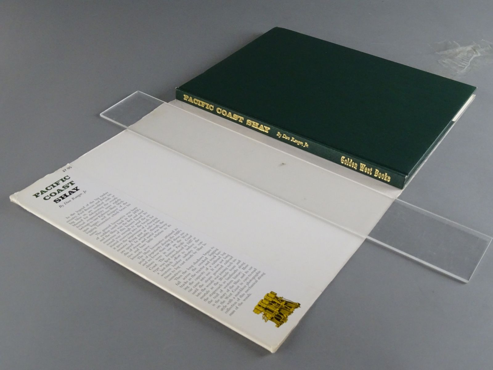 Railroad Book - Milwaukee Road Remembered - Jim Scribbins - 167 pages