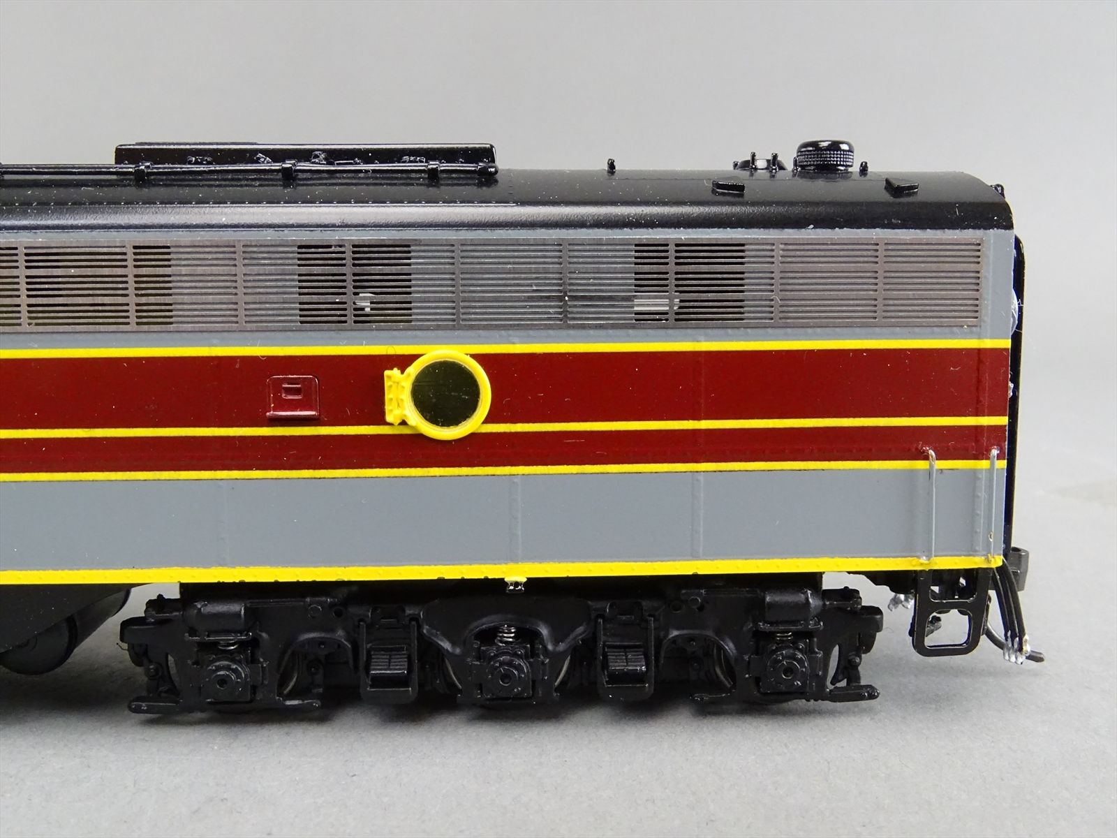HO Brass Model - CIL 2443.1 EL Erie Lackawanna E8 E8A A-A Set #814 + #817 - F/P - 2005 Run ...