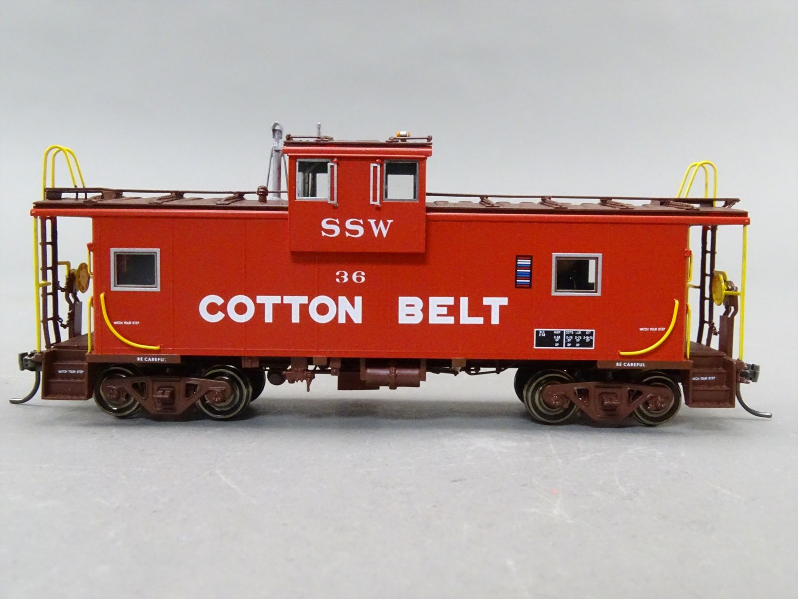 HO Brass Model - OMI 4255.3 SSW St. Louis Southwestern Cotton Belt C-40-8 Class Caboose #36 - F ...