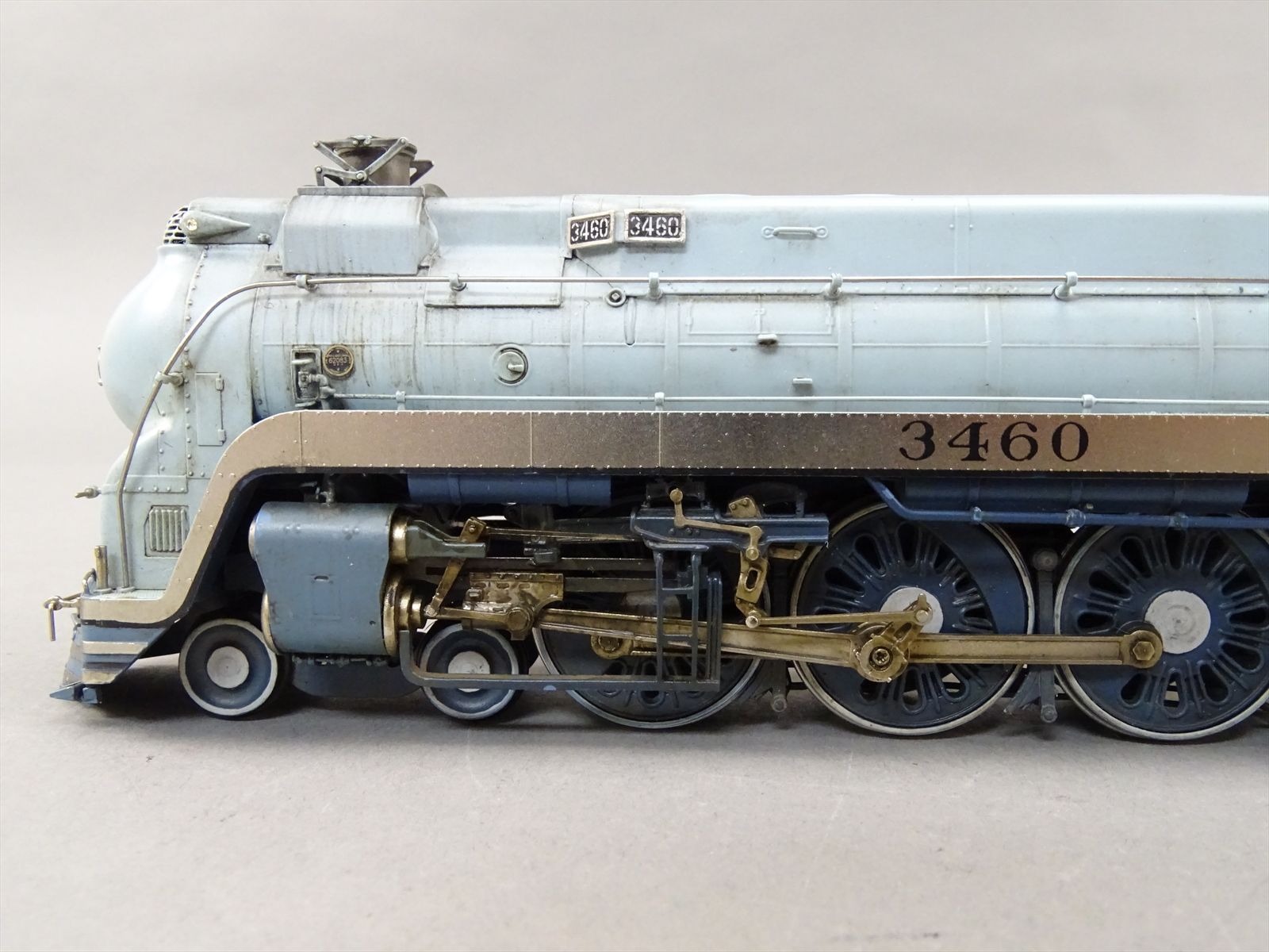 HO Brass Model - Hallmark Super Crown AT&SF Santa Fe Streamlined Blue ...