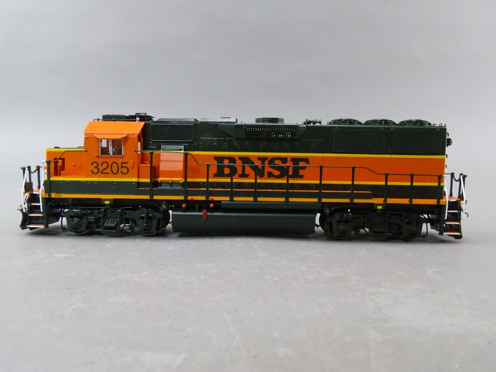 HO Brass Model - OMI 5624.1 BNSF Burlington Northern Santa Fe GP50 ...