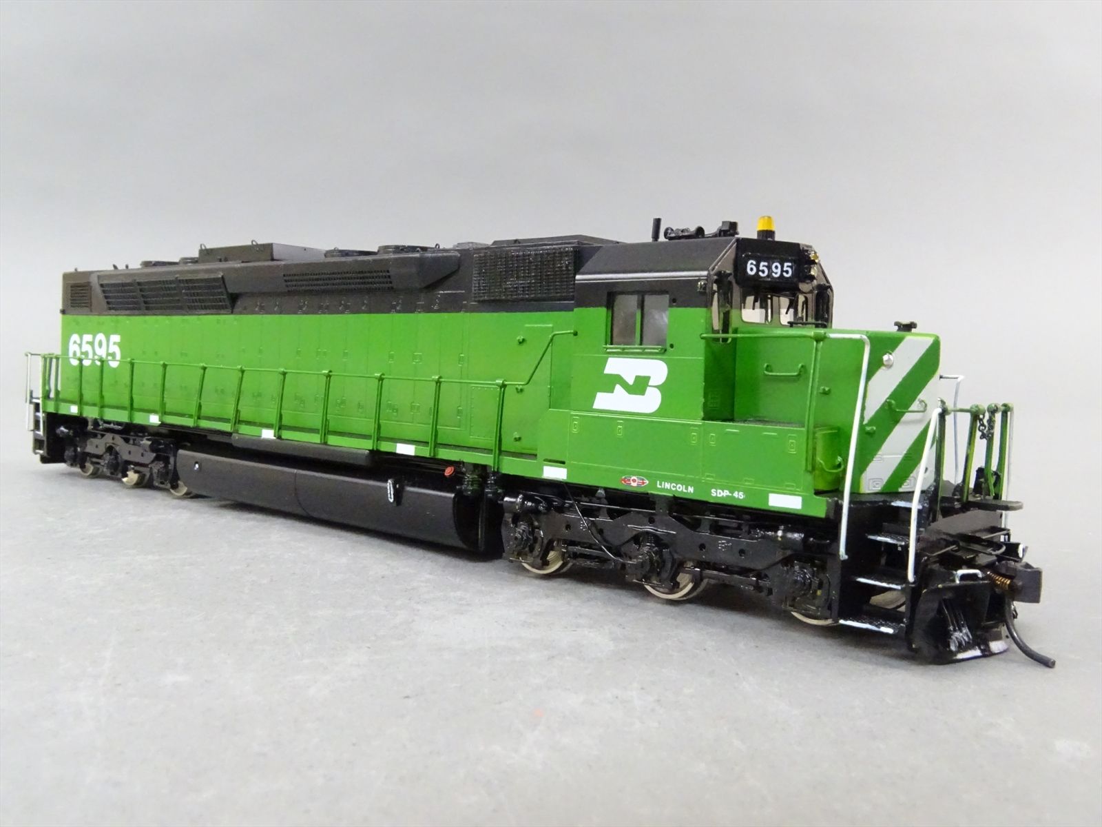 HO Brass Model - OMI 5780 BN Burlington Northern SDP45 #6595 - Custom - 1990 Run - Ajin