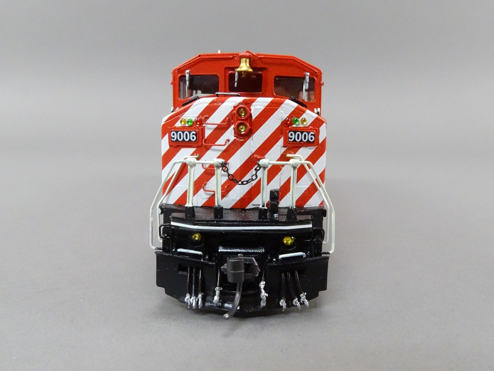 HO Brass Model - OMI 5155 CP CPR Canadian Pacific SD40-2F Wide Cab Body ...