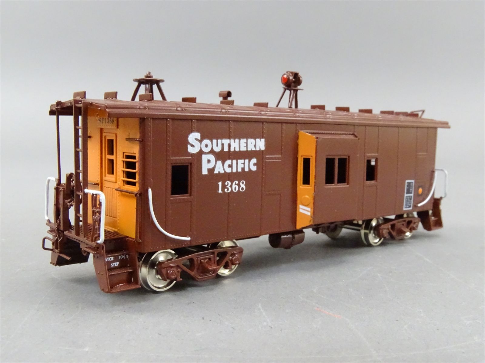 HO Brass Model - PSC 15320-1 SP Southern Pacific C-30-5 Bay Window ...