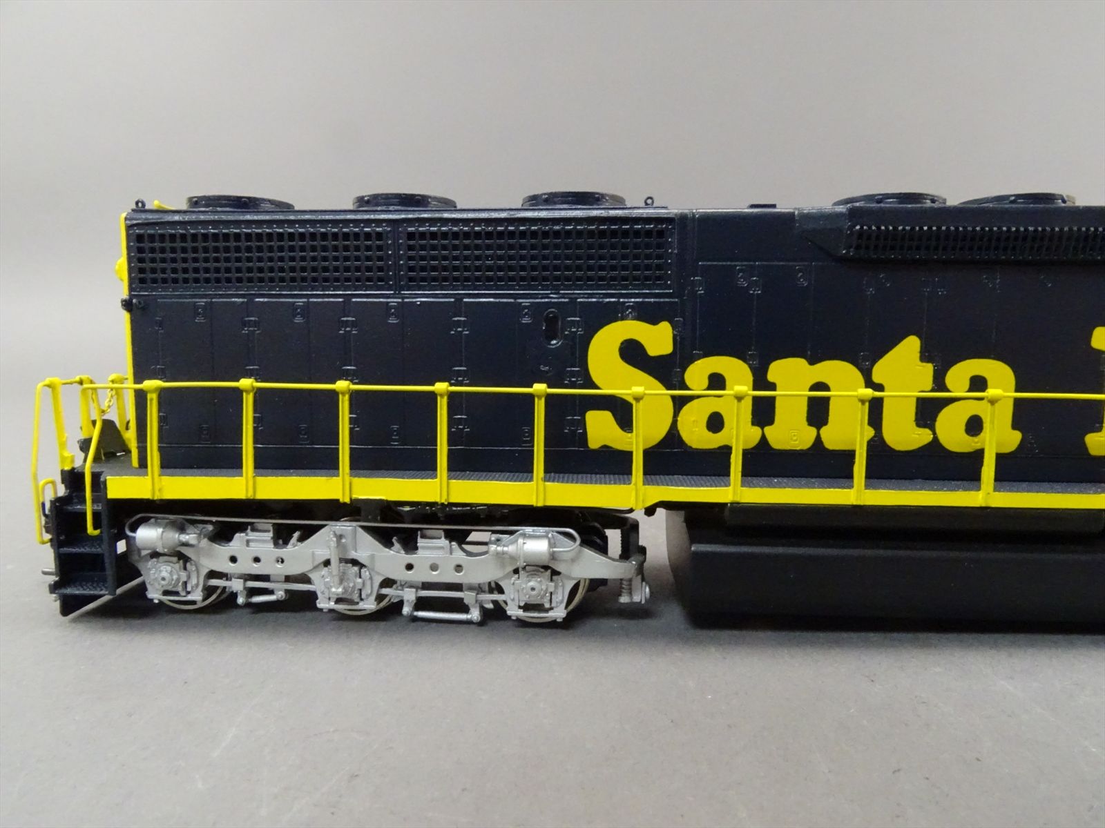 HO Brass Model - OMI 5775 AT&SF Santa Fe SD45-2B #5510 - Custom - Ajin