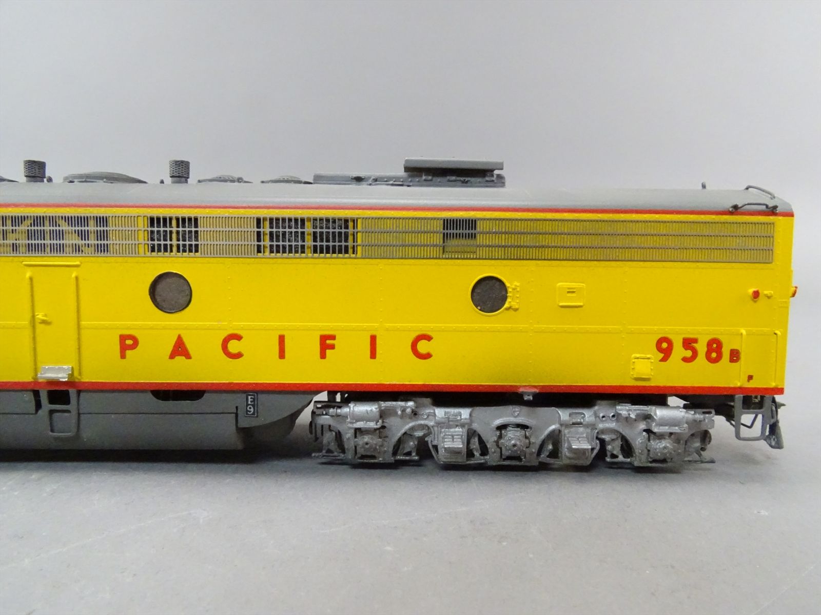 HO Brass Model - OMI 6046 UP Union Pacific E9 E9B #958 - Custom ...