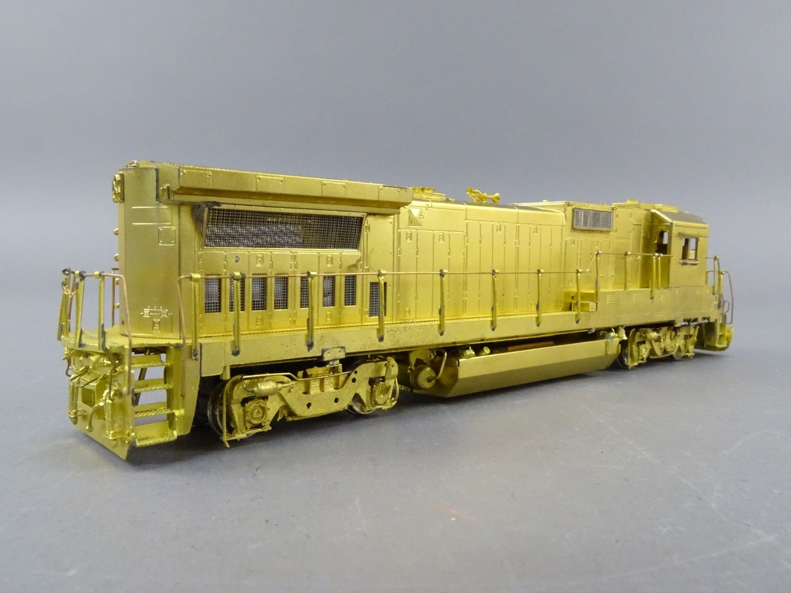 HO Brass Model - OMI 5134 SP Southern Pacific Dash 8-B39 B39-8 #8000 - 8039 - Unpainted - 1993 ...