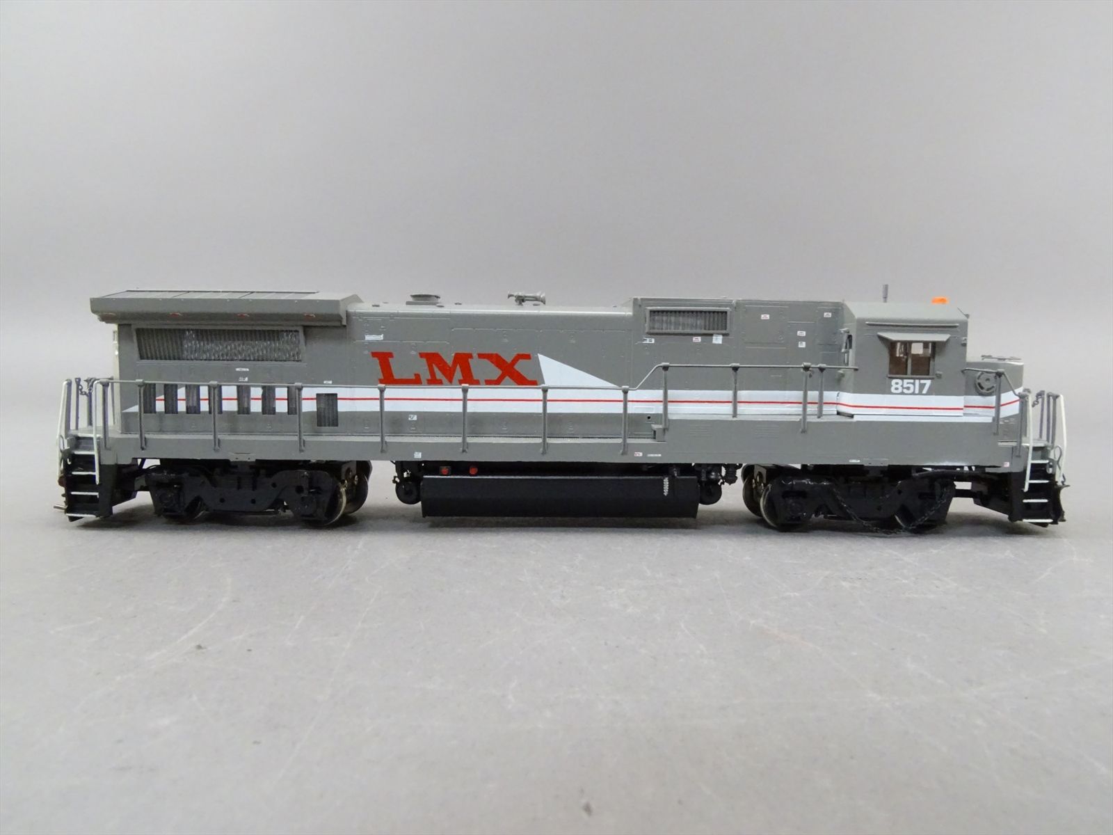 HO Brass Model - OMI 5132 LMX Dash 8 B39 BN Lease #8517 - Custom - 1988 ...