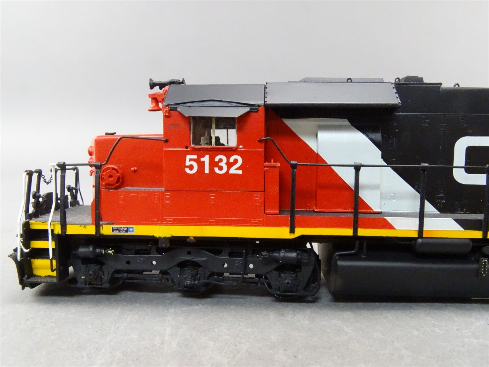 HO Brass Model - OMI 5374 CN Canadian National Snow Hoods #5132 - F/P - 1994 Run - Ajin