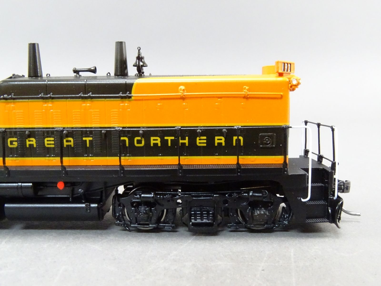 HO Brass Model - DP 4362.1 GN Great Northern EMD NW-5 Road Switcher ...