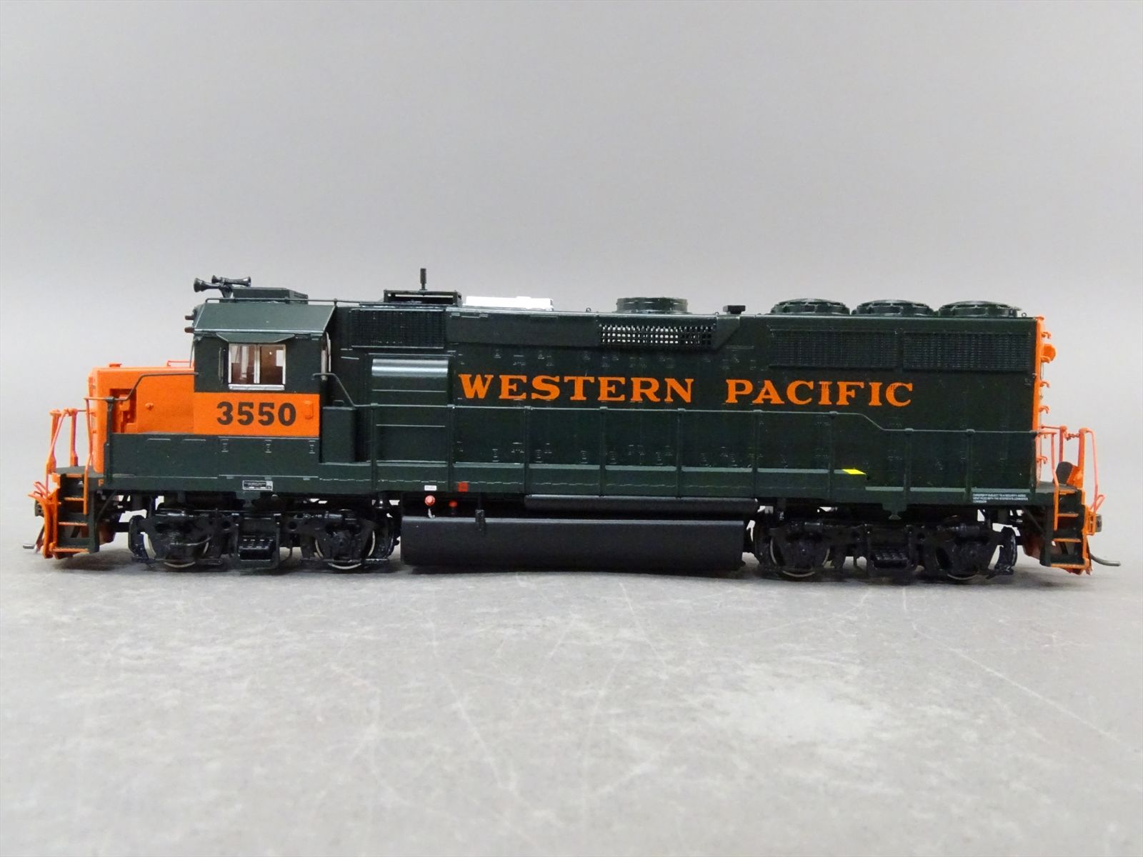 HO Brass Model - OMI 087010089.1 WP Western Pacific GP40-2 Dark Green ...