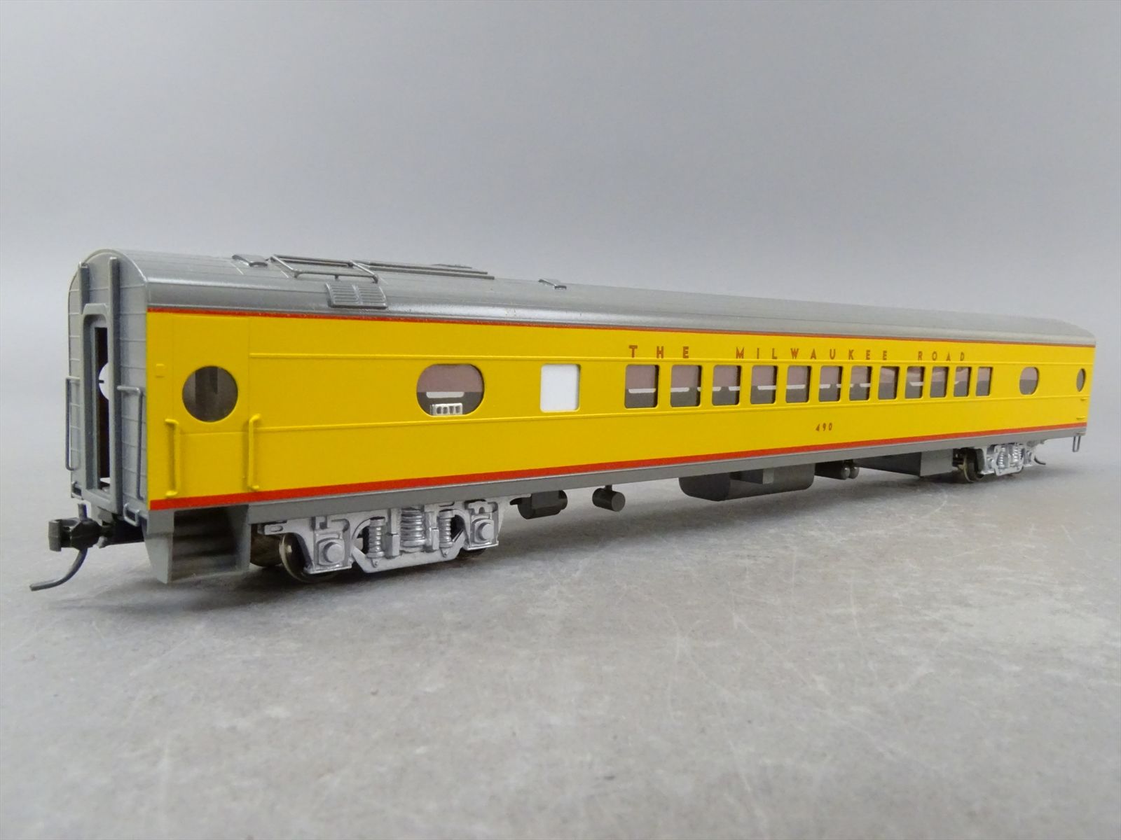 HO Brass Model - Soho 0460 MILW Milwaukee Coach #490 - Custom - Kumata