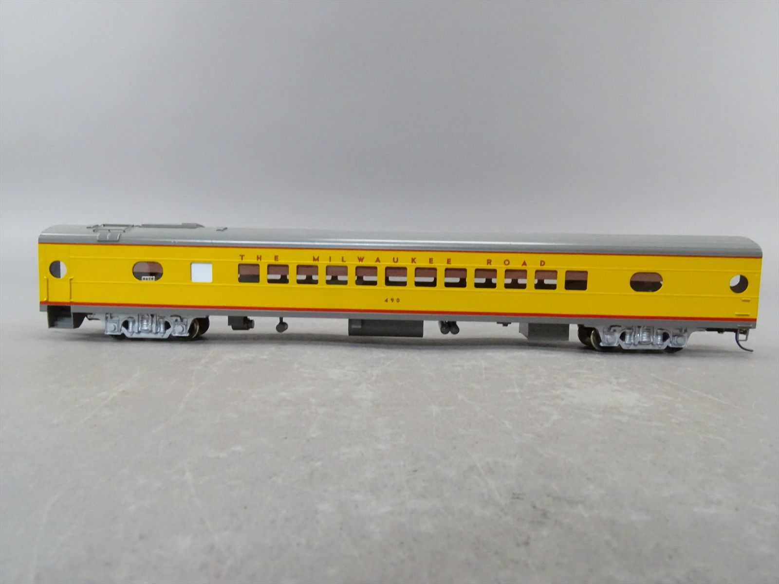 HO Brass Model - Soho 0460 MILW Milwaukee Coach #490 - Custom - Kumata
