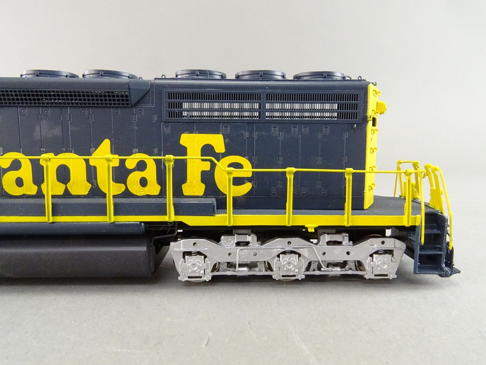 HO Brass Model - OMI 1933 AT&SF Santa Fe SD40 Low Hood #5019 - Custom - 1986 Run - Ajin